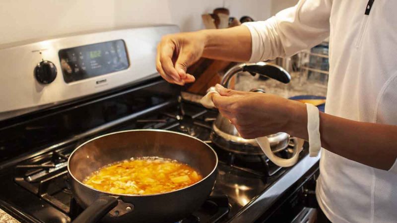 Thenthuk: Tibetan pull noodle soup, a recipe for comfort!