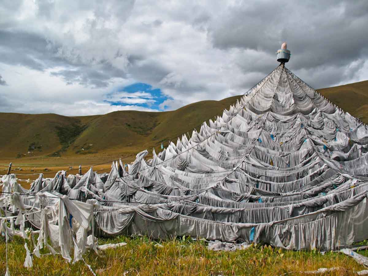 Kham: A Two-Week Loop Including Dartsendo and Lithang