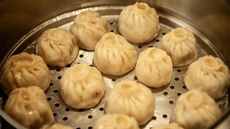 Momos — Beloved Recipe for Tibetan Meat or Veg Dumplings