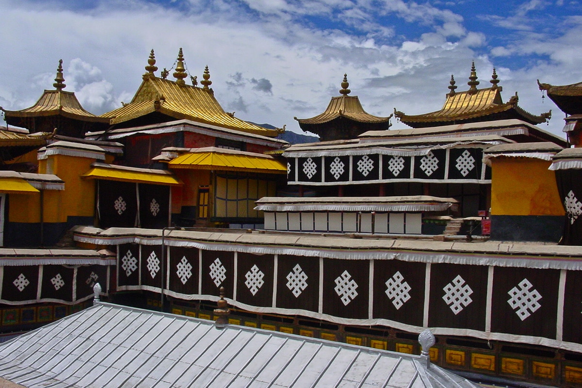 How to Visit Tibet Safely, Easily and Ethically [2024]— YoWangdu Tibet