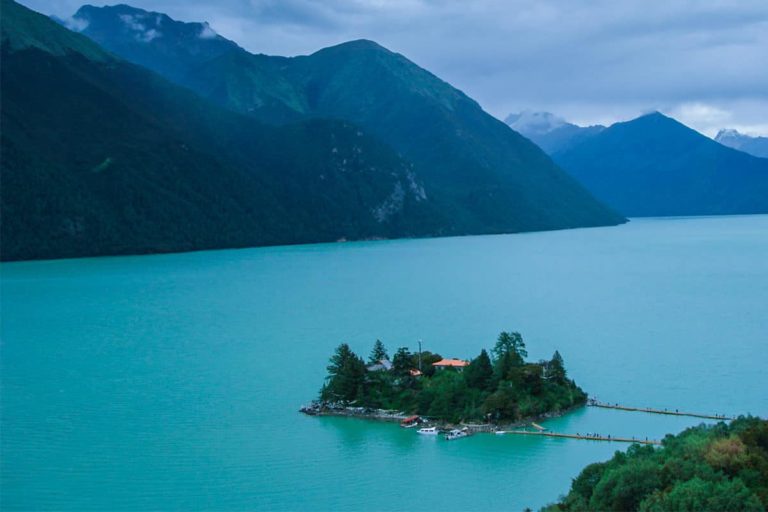 Tibet Top Ten: An Insiders Pick of 10 Wonderful Places to Visit