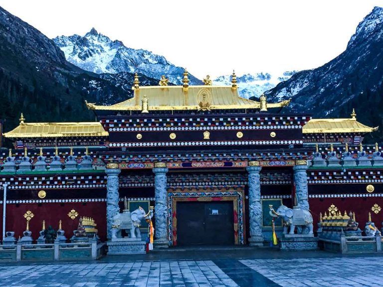 Dzogchen Monastery: Treasure in the "Hidden" Rudam Valley